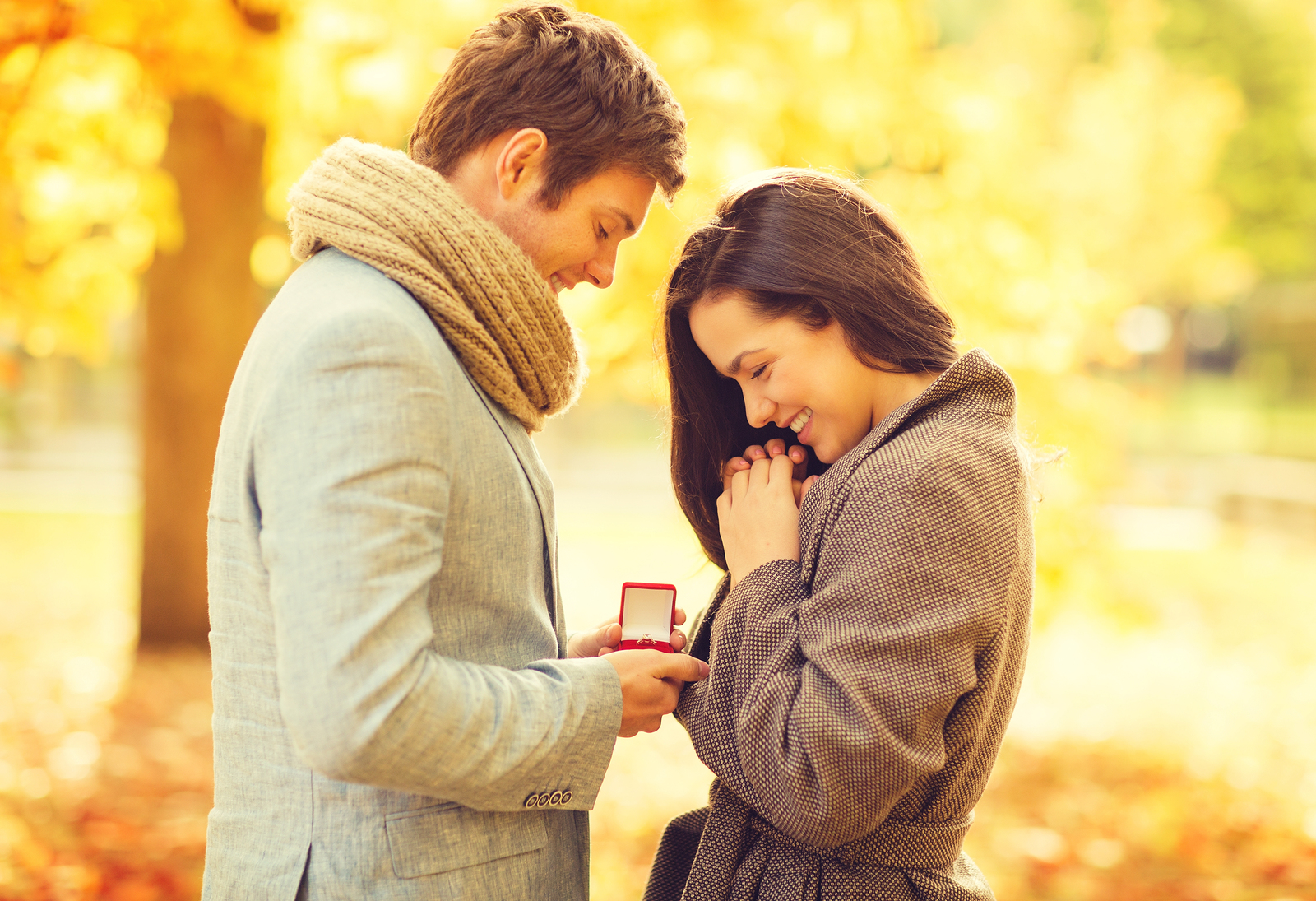 Four autumn proposal ideas they’ll love - Robert Gatward Jewellers
