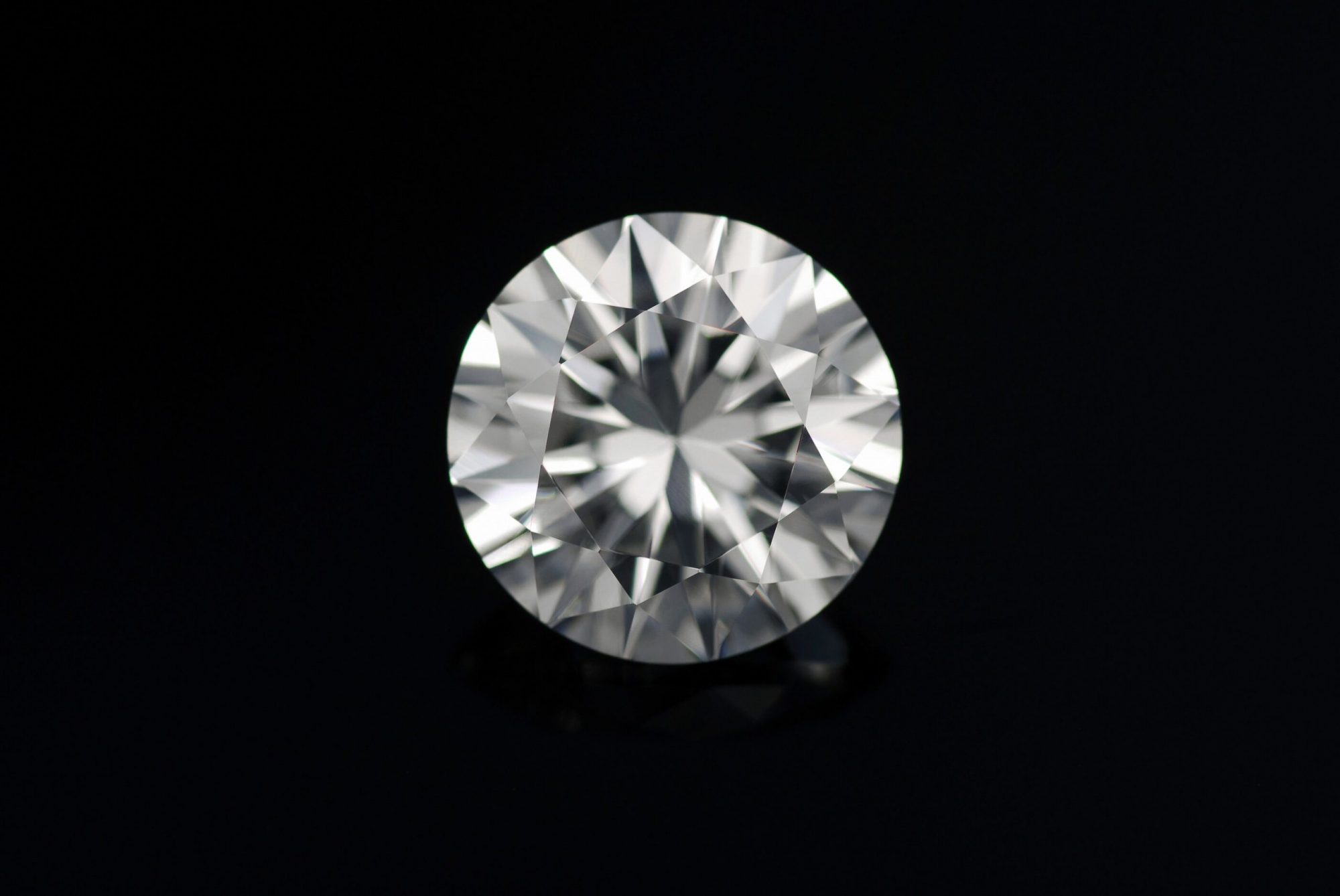 What is a Diamond Cut? A Beginner’s Guide - Robert Gatward Jewellers