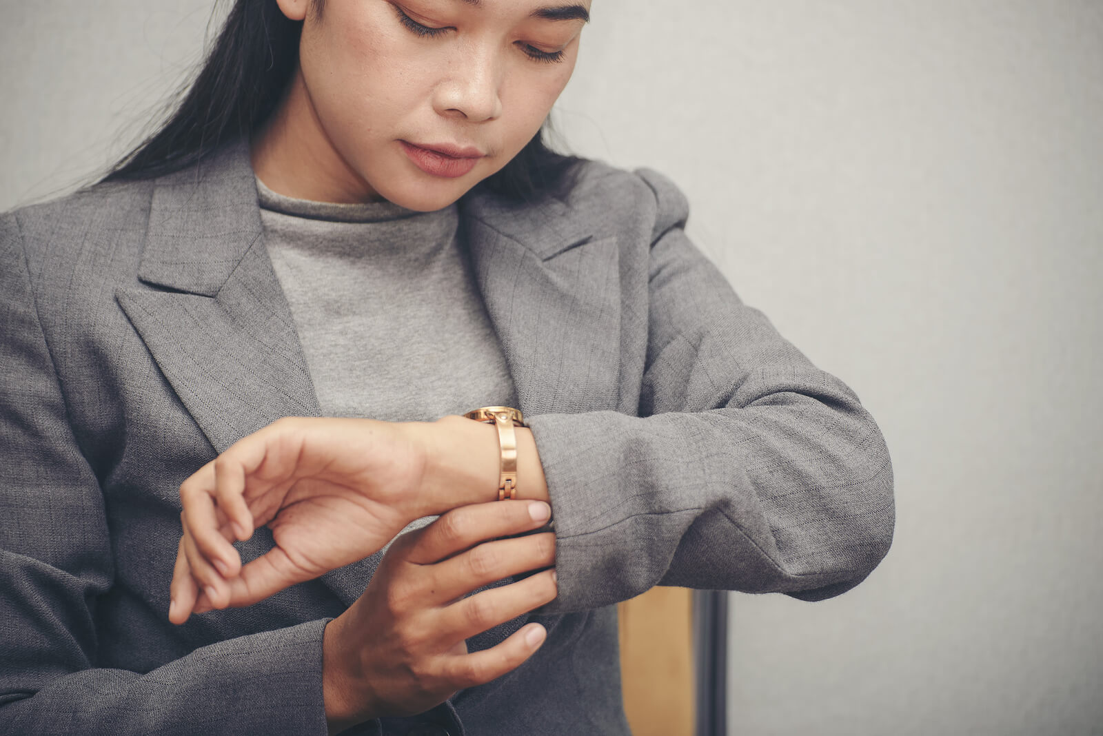 The fascinating history and evolution of the wristwatch - Robert ...